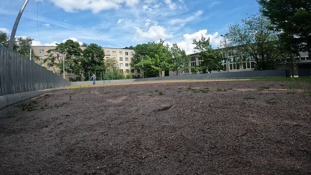 учусь ездить на моноколесе. день 2. 22 июля 2025.