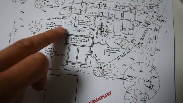 Дом из грязи и верёвок: как мы чуть не похоронили грузовик на стройке будущего поместья