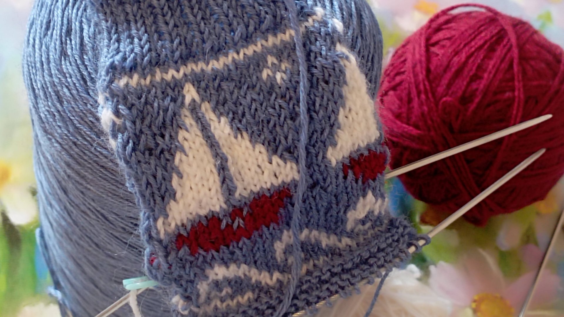 Что вяжу сегодня 
#носочная_коробочка_5_июль