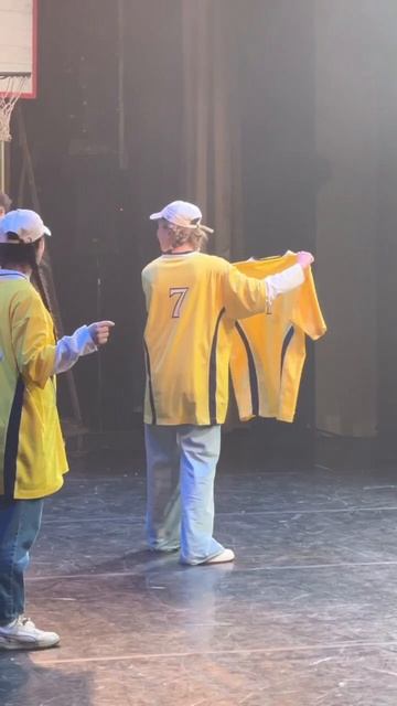 спектакль МХТ им Чехова  "Поколение Маугли"