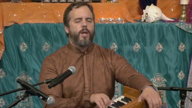 Празднование Дня рождения Бабаджи-Кришны. "Ананда"