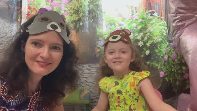 Нинины сказки. Зайкина избушка.