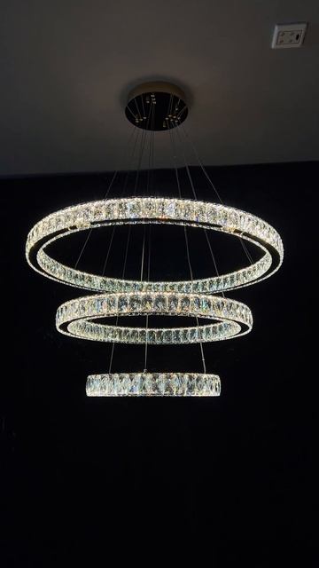 Newport коллекция 8580 KRISTA композиция из 3-х вертикальных колец