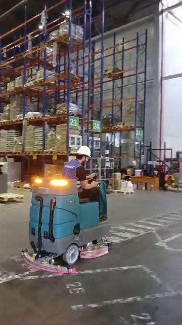 Поставка партии поломоечных машин Wellland FD150 в аренду для большого склада | Часть 2