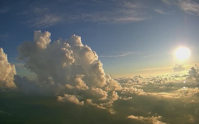 Облака на закате. FPV CRUX35 vista.