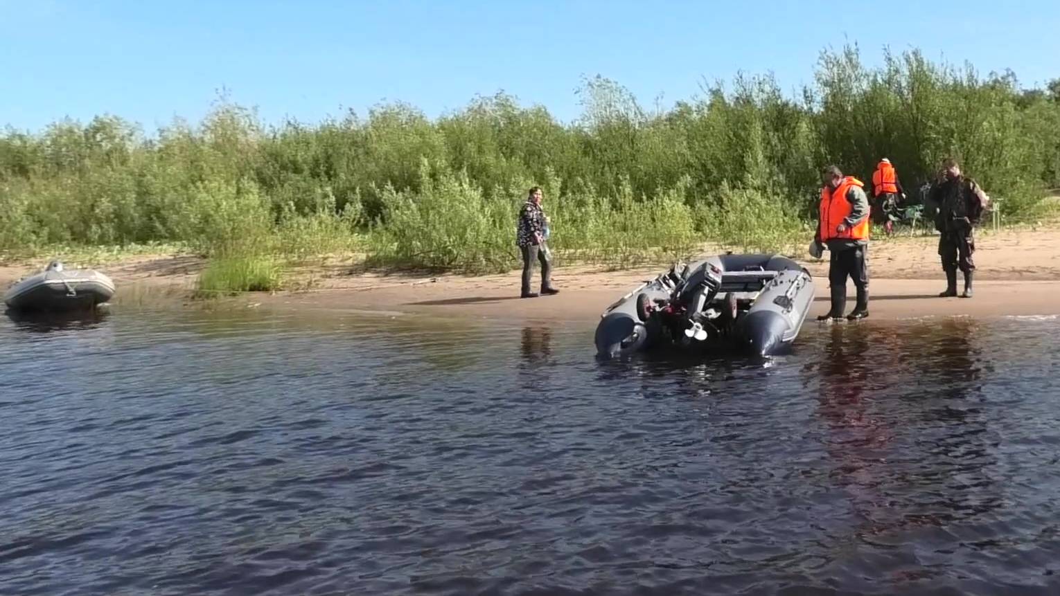 6-11 07 25г обзор участка,отдых на Северной Двине