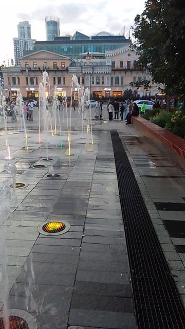 фонтанчики ТЦ Пассаж