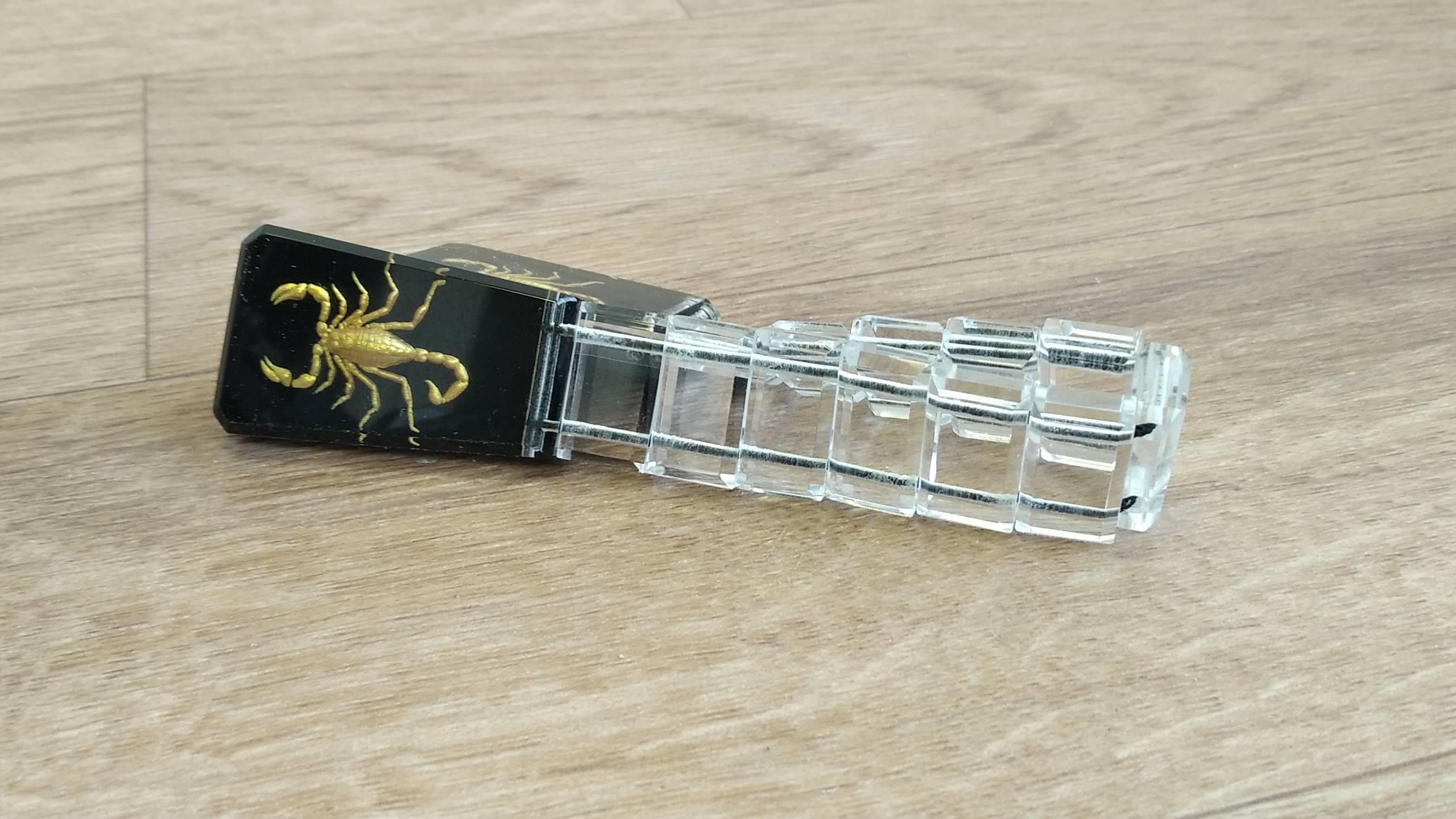 Четки перекидные. Скорпион.