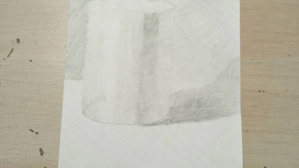 Урок 22. Как нарисовать цилиндр с объёмом? Полный анализ светотени!