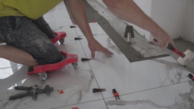 Подрезка и укладка крупноформатной плитки, Часть 2.