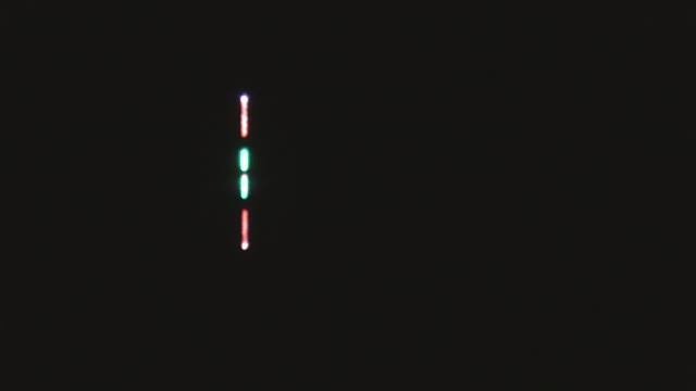 Ночные поклевки карася крупным планом.