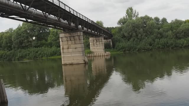 Пешеходный мост через Иню (ст. Новогодняя, Новосибирск).