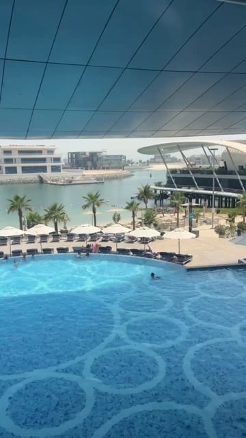 Conrad Abu Dhabi Etihad
Towers (бывший Jumeirah at Etihad Towers). ОАЭ