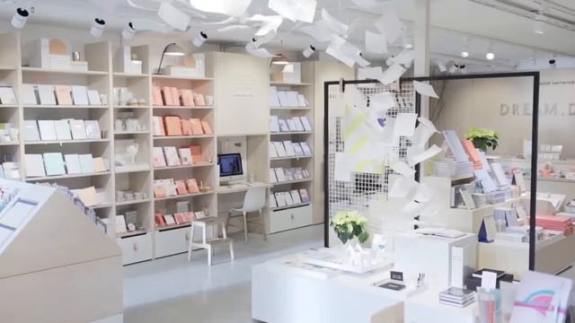 ДИЗАЙН МАГАЗИНА КАНЦЕЛЯРИИ kikki.K В ЛОНДОНЕ