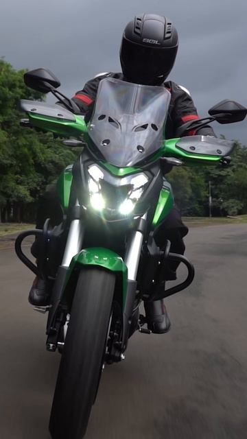 Открывай новые маршруты с уверенностью Dominar 400!