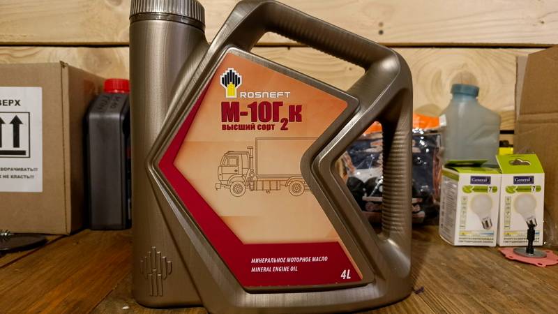 Нива Тревел. Очередная замена масла.