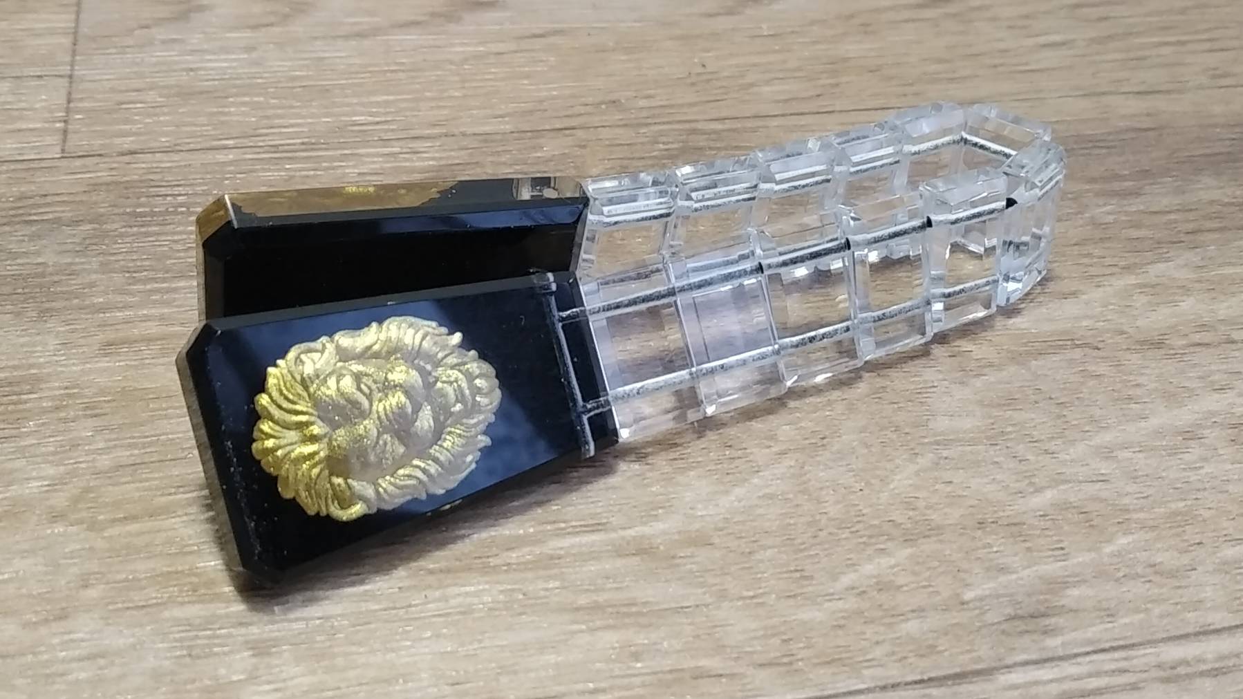 Четки перекидные. Лев.