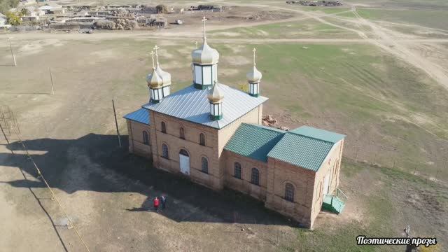 Храм, закрытый на засов. Коловертное.