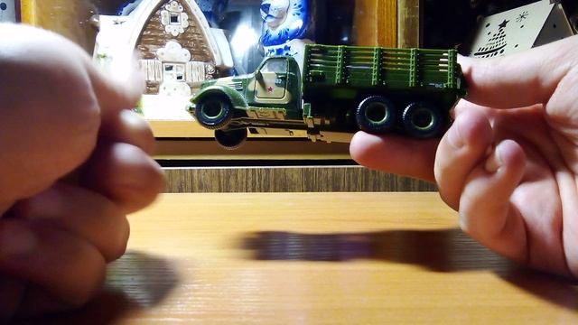 Классная моделька грузовика ЗИС 154М от фирмы технопарк. Обзор про машинки.