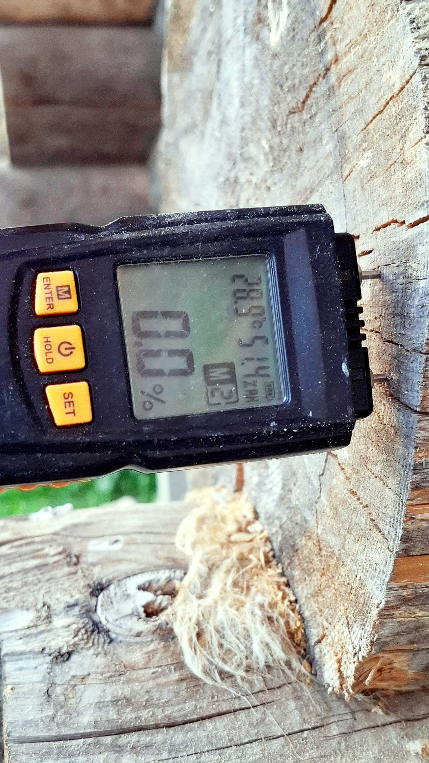 ВЛАЖНОСТЬ СРУБА: КОГДА МОЖНО НАЧИНАТЬ ОТДЕЛКУ?