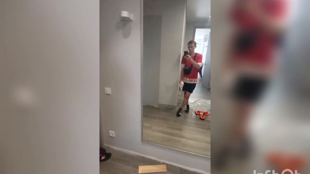 Большое зеркало в прихожую