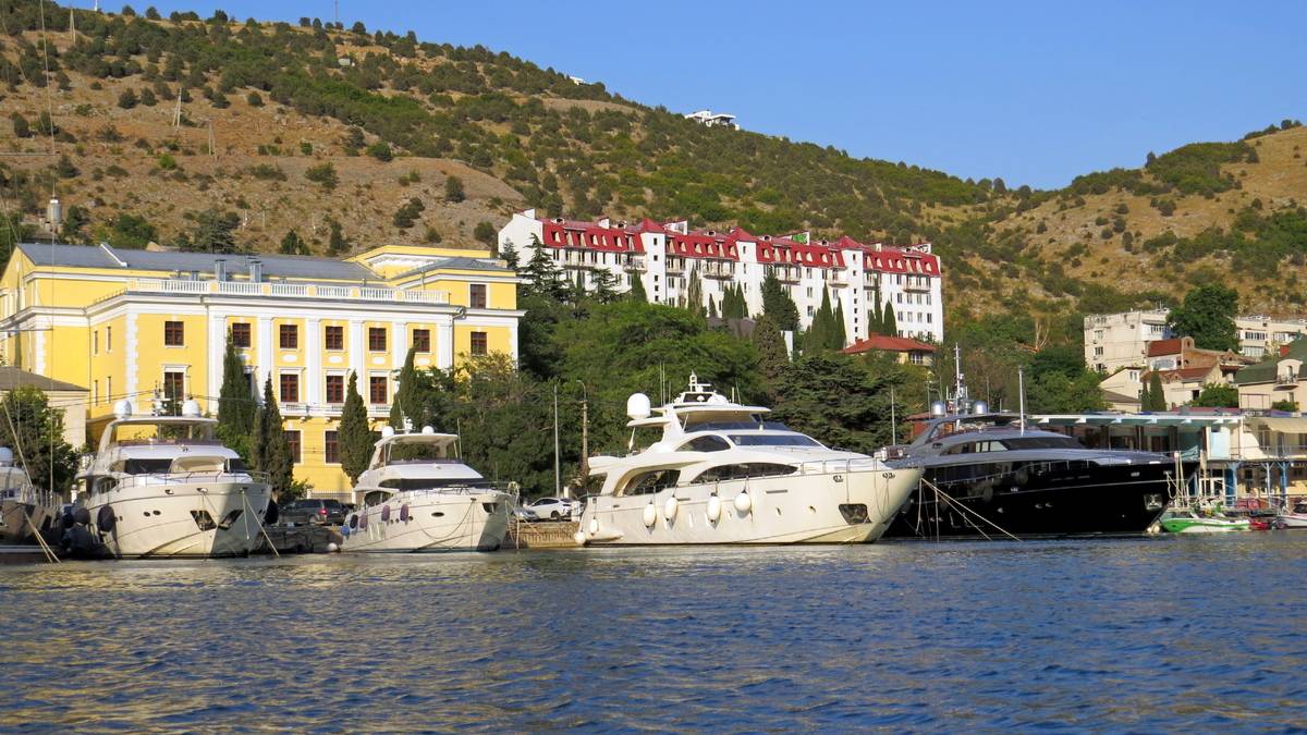 Балаклава. По морю.