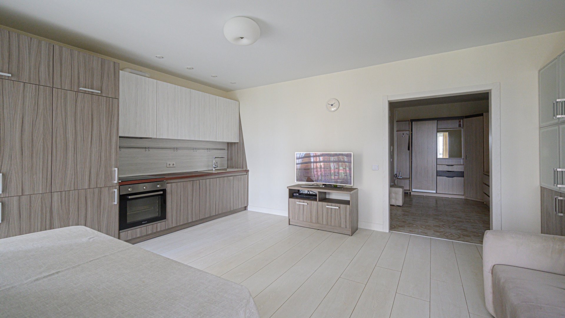 Четырехкомнатная квартира, Новосибирск, Дзержинский район, ул. Планетная, д.55/1