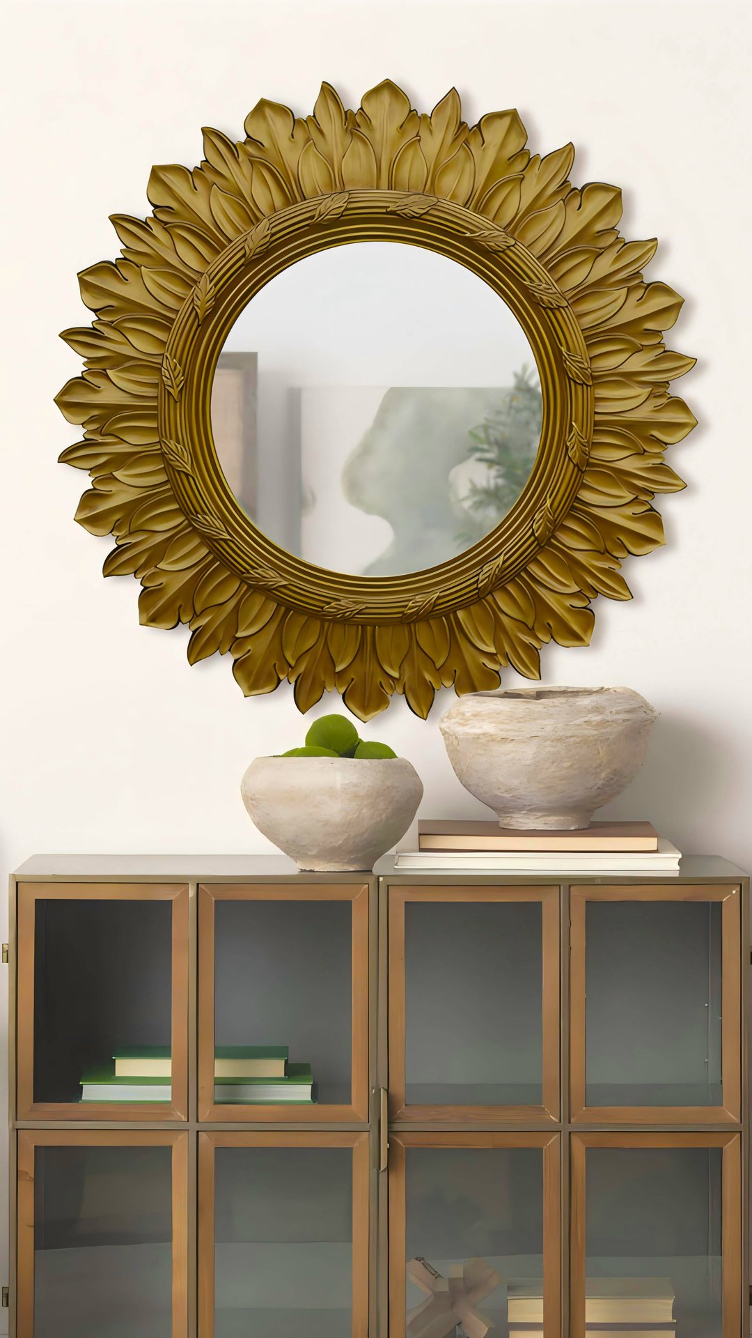 Круглое зеркало в золотой раме в форме солнца Sunshine