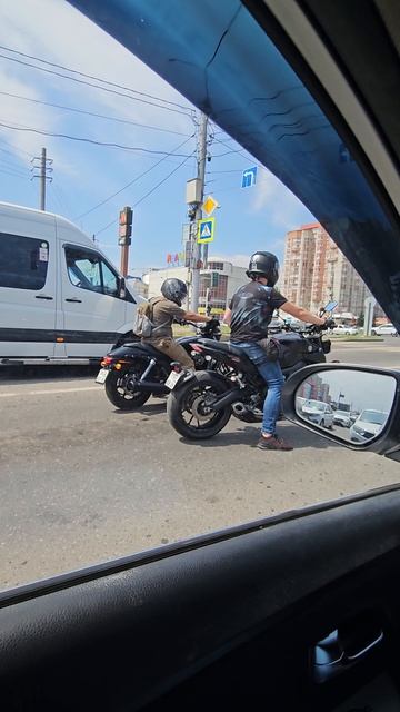 Обычный день.