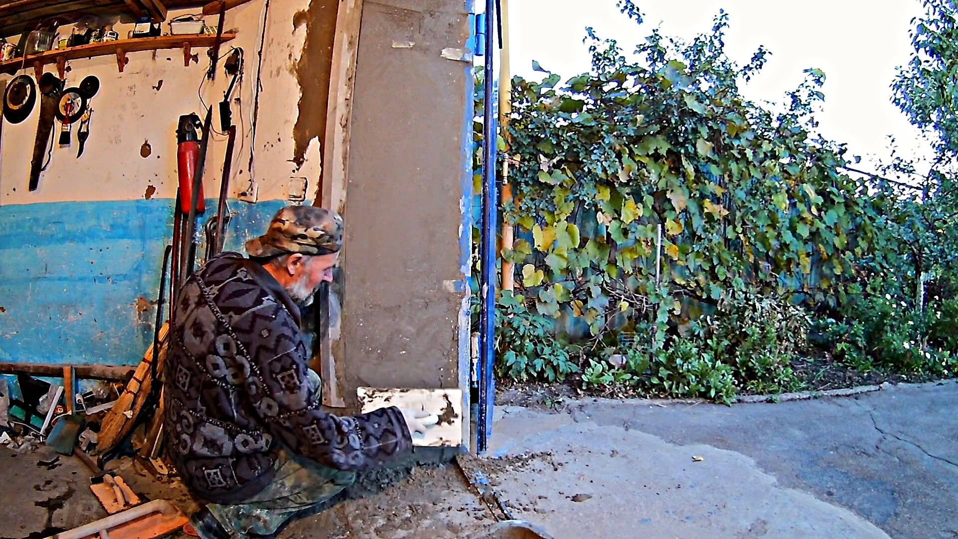 Как легко сделать откосы своими руками. Оштукатуривание откосов.Как оштукатурить стену своими руками