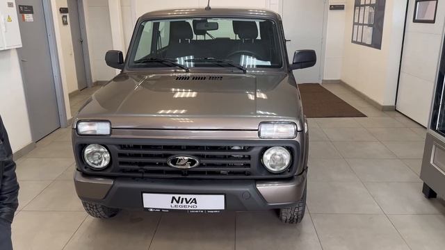 Lada (ВАЗ) Niva Legend 1.7 MT (83 л.с.) 4WD Urban'24 коричневый