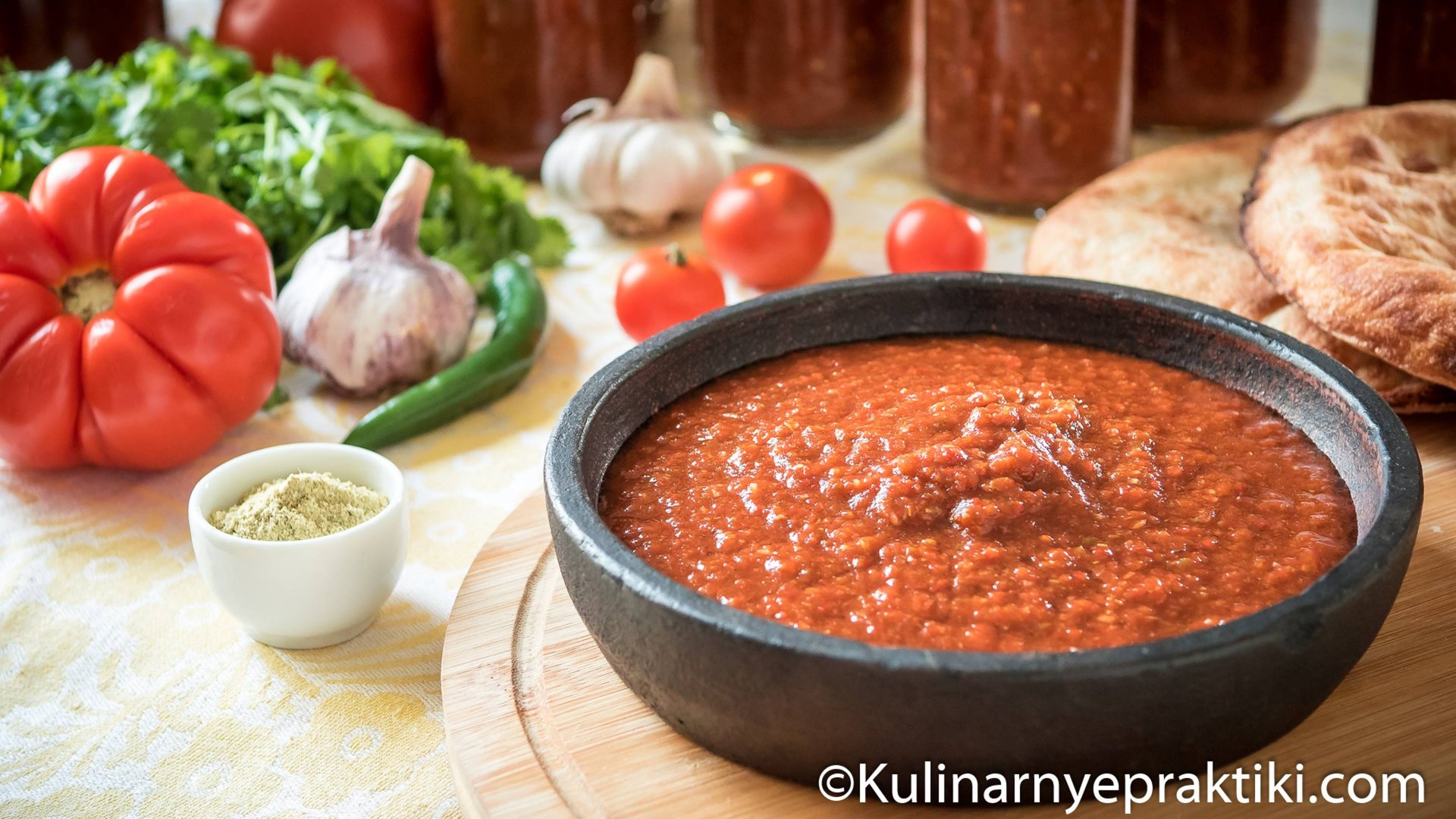 Как приготовить грузинский томатный соус сацебели (на зиму)