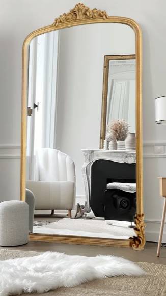 Зеркало в арочной резной золотой раме Excellence