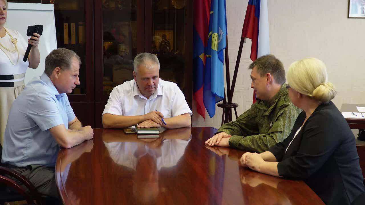 В центре внимания были вопросы поддержки участников СВО и членов их семей