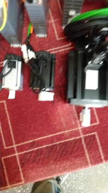 Робот-манипулятор - колонный укладчик (паллетайзер). Рабочие моменты сборки робота.