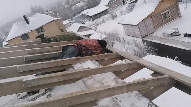 шатровая крыша на  доме 10-10 подшивы вниз головой