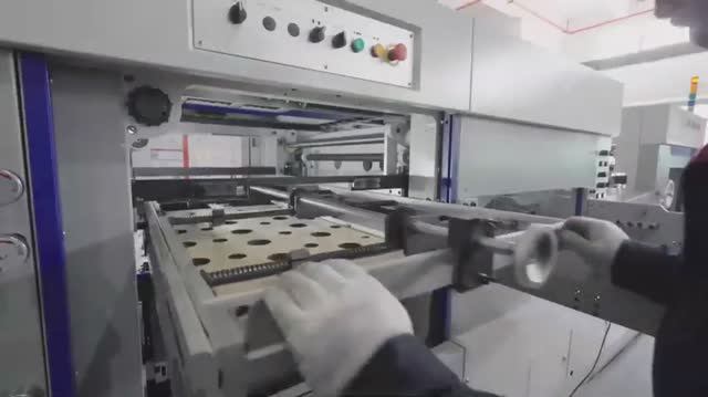 Обновленный STERLING S-CUT 106C на складе в Москве: удаление облоя по 4-м сторонам + ускорение