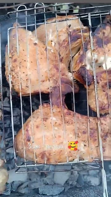 Стейки на грили и шампиньоны/Еда на природе/Вкусноооо☺ #вкуснаяеда #шашлык #свинина