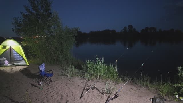 Отдын на реке. Рыбалка город Волжский Река Ахтуба.