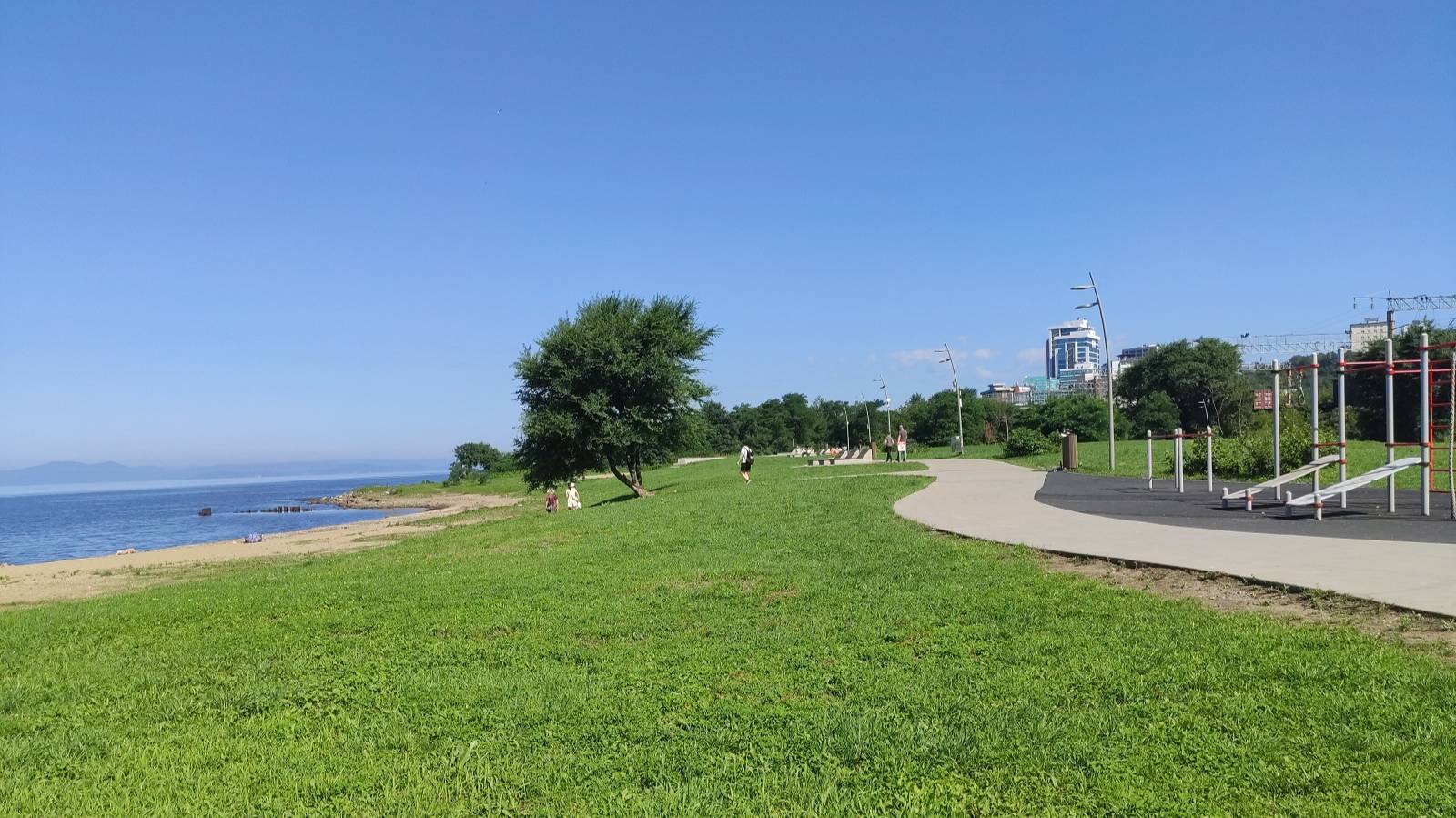 Пляж на Второй речке, Амурский залив. Владивосток