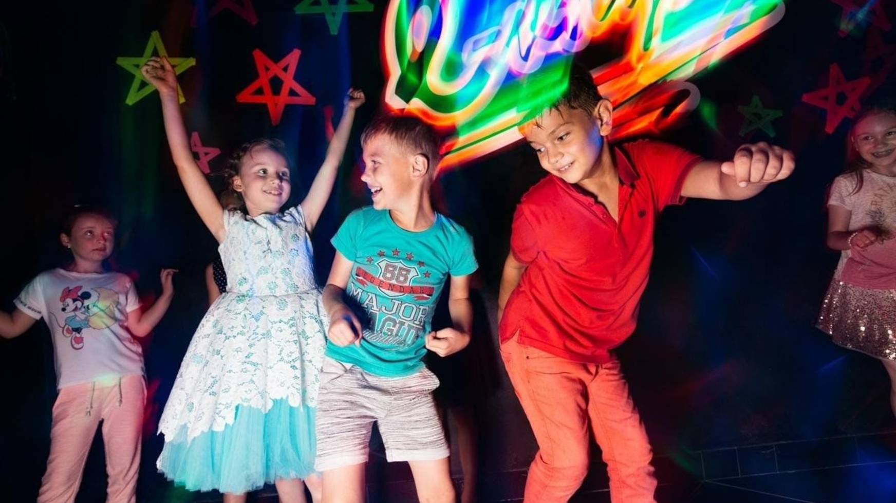 Дискотека для детей в Перми. Закамск. Молотов Парк