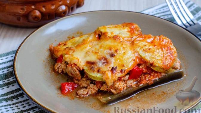 Блюдо без хлопот. ЗАПЕКАНКА ИЗ КАБАЧКОВ, БАКЛАЖАНОВ И ИНДЕЙКИ