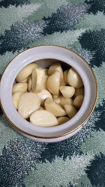 Как подольше сохранить мелкие головки чеснока