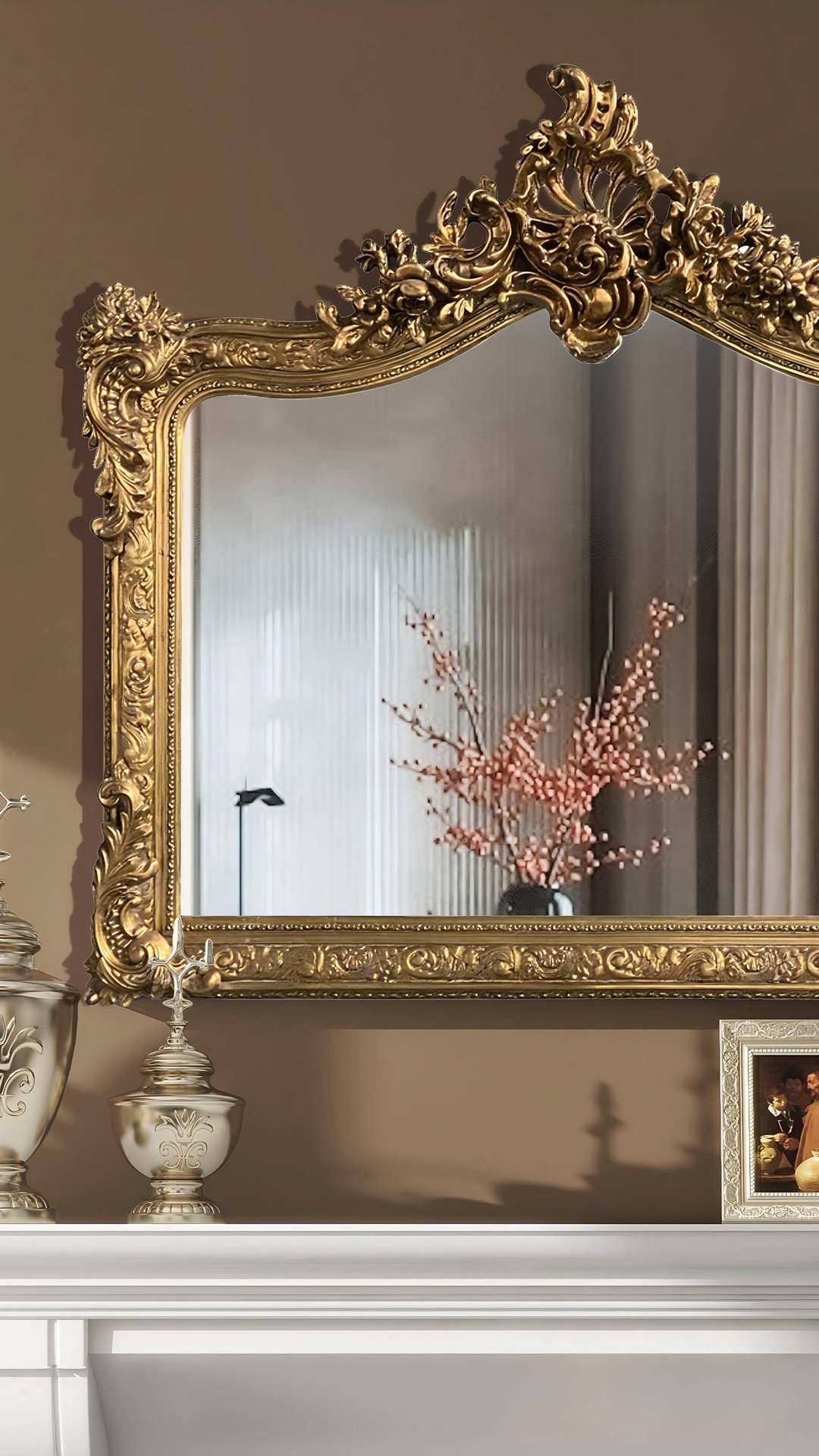 Зеркало настенное горизонтальное в резной золотой раме Imperial