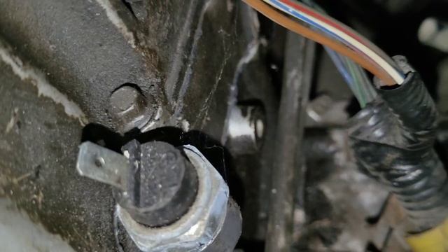 симптомы неисправности датчика давления масла автомобиль ВАЗ ЛАДА Калина Приора Гранта Нива
