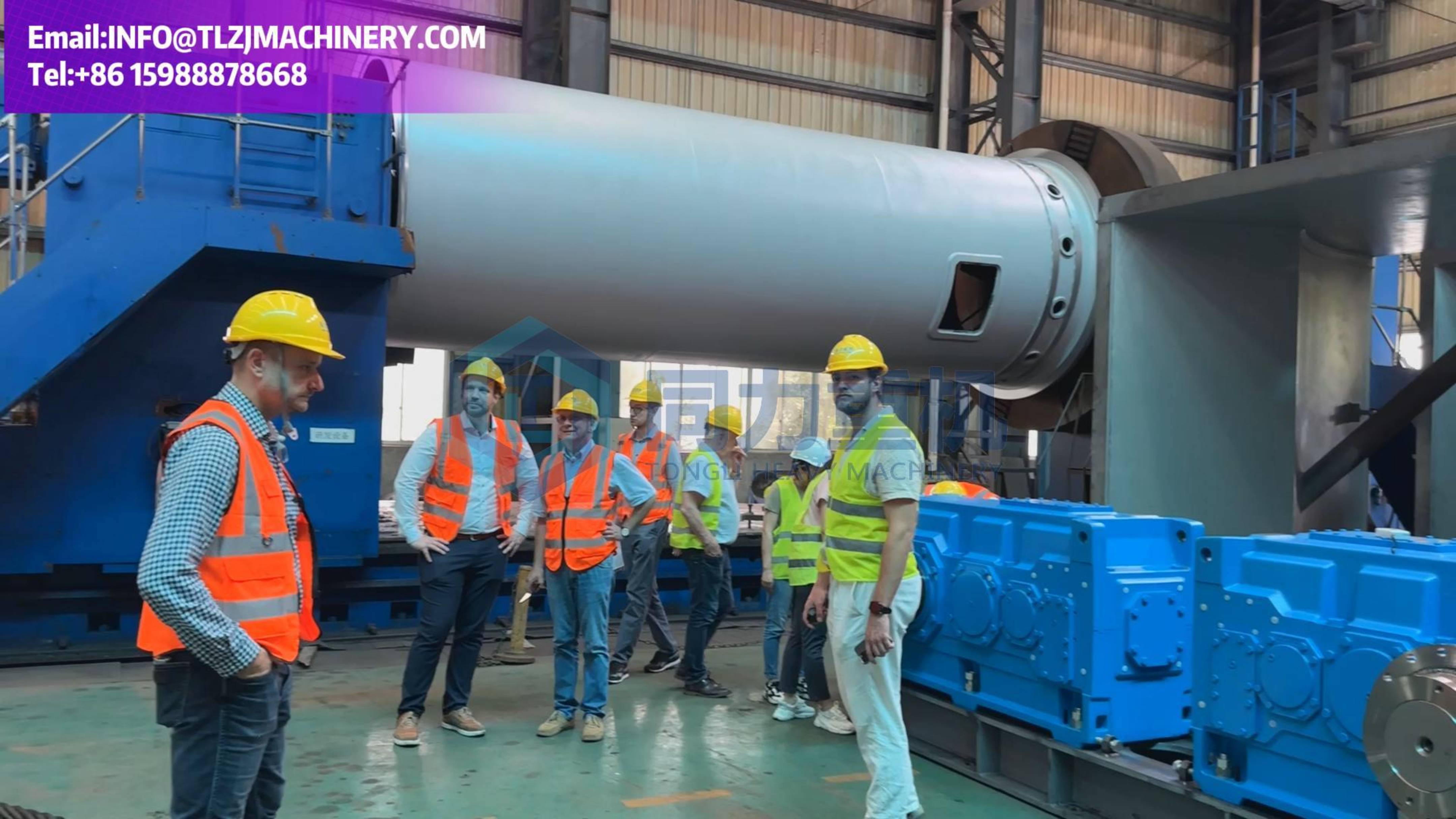 Редуктор Flender, мотор-трансмиссия Siemens, вращающаяся печь для обжига цементного клинкера, заводс