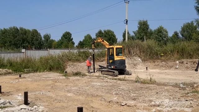 Свайный фундамент для ангара