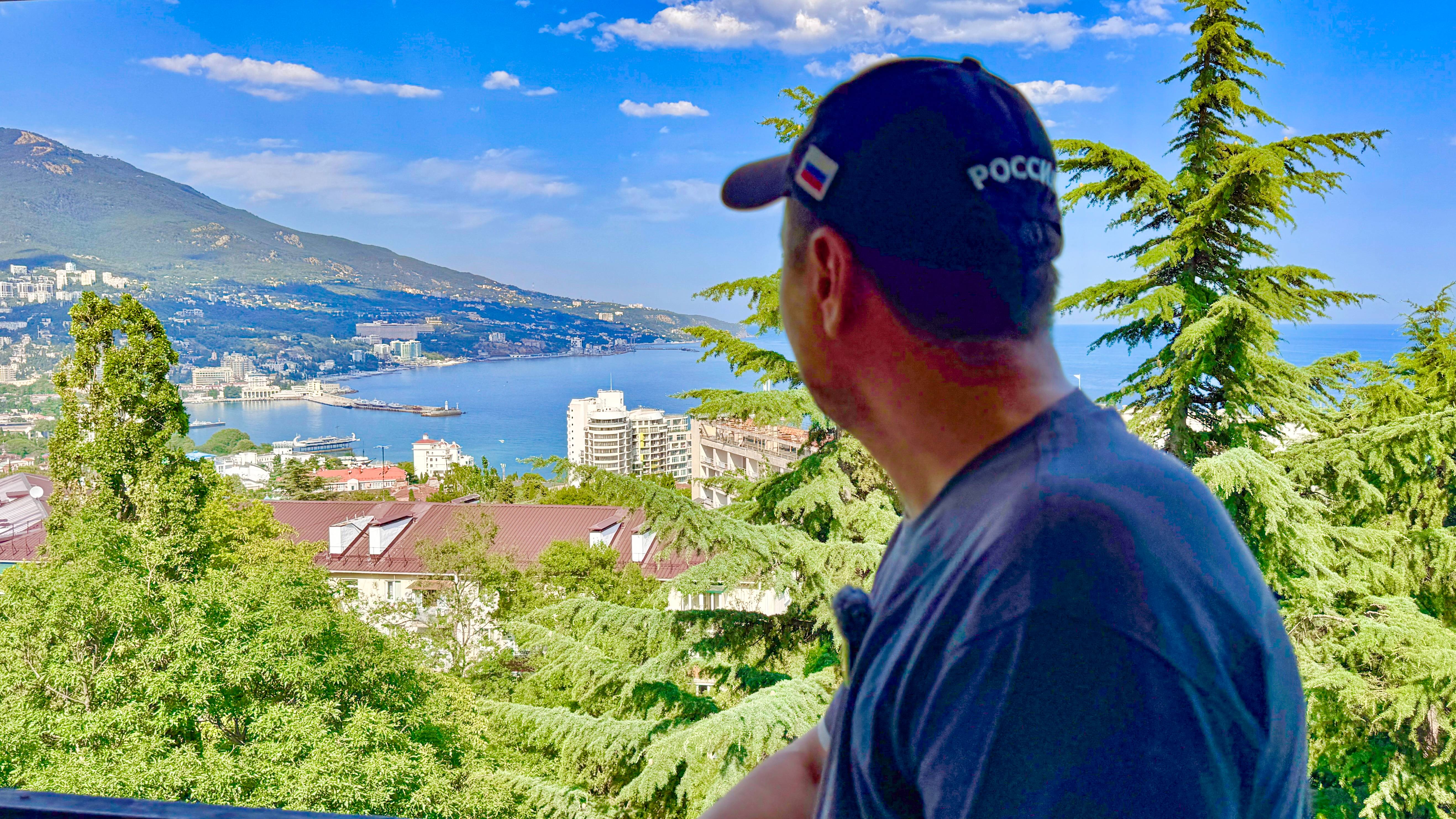 ЯЛТА. Улицы, районы. Новострой и вторичка. Цены на НЕДВИЖИМОСТЬ на курорте! Крым 2025