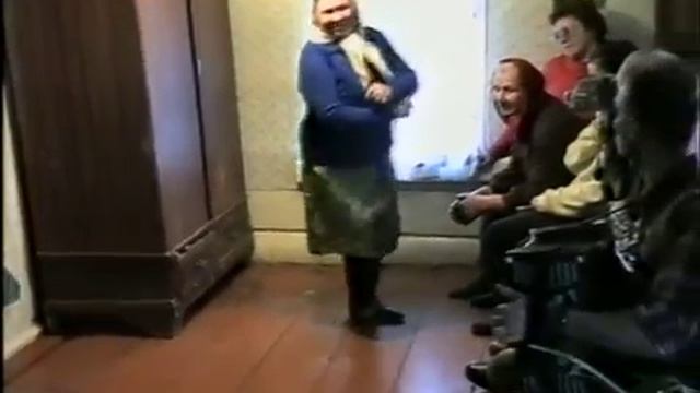 Деревенские частушки с пляской, аутентичный фольклор