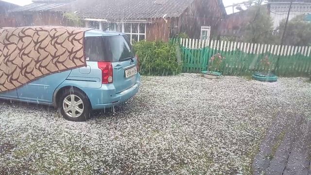 Крупный град с.Залог Качугский район Иркутская обл